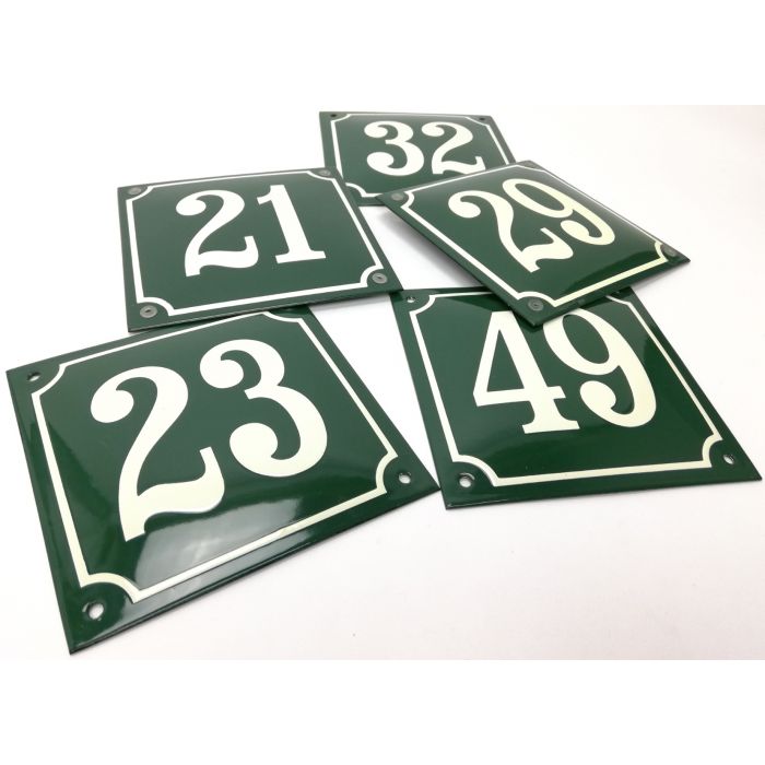 Landelijk groene emaille huisnummer