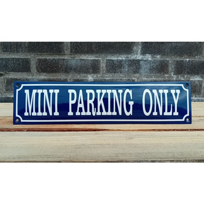 Mini parking only